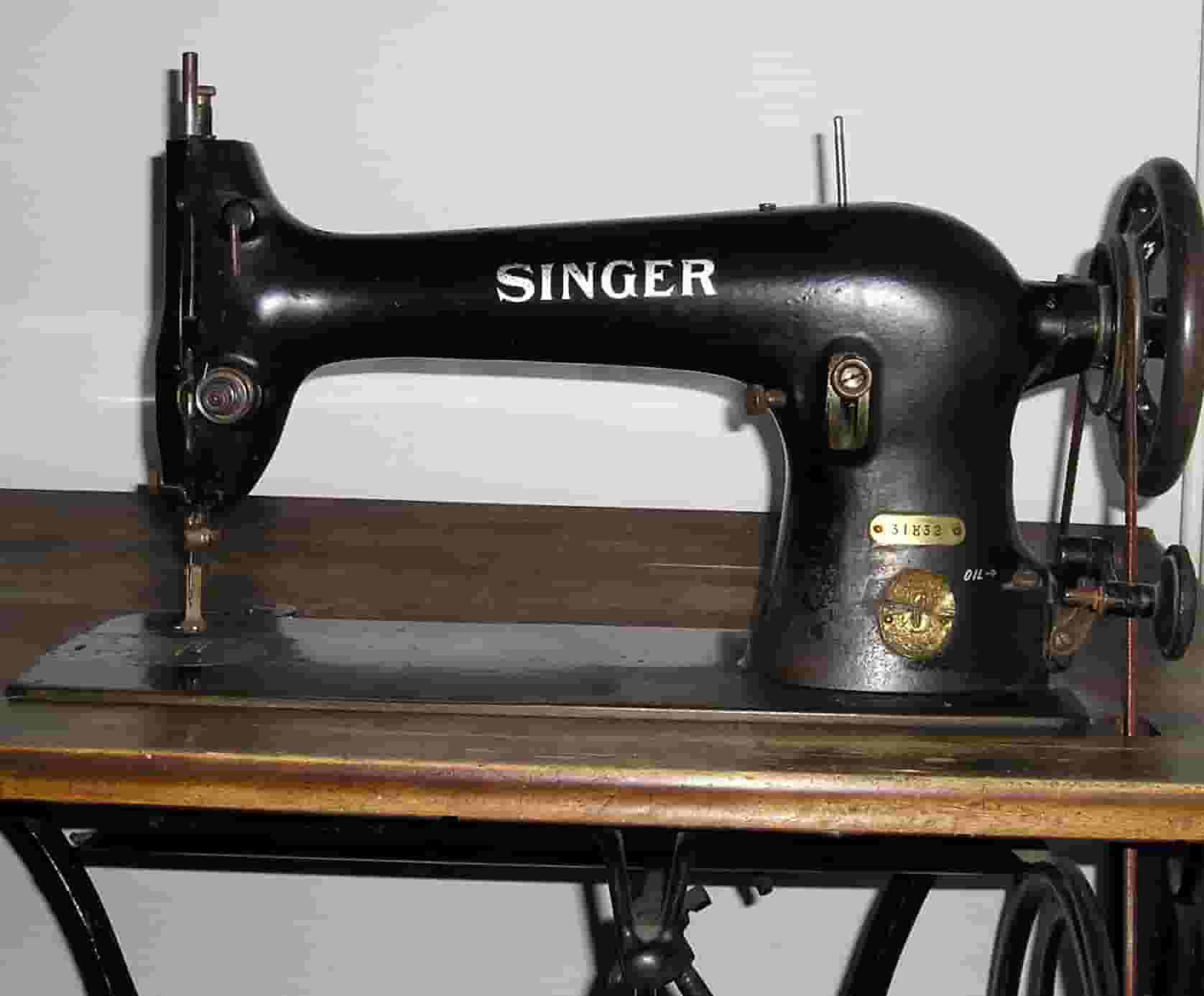 शिलाई मशीन किंमत |घरगुती व व्यावसायिक वापर- Best Sewing Machine